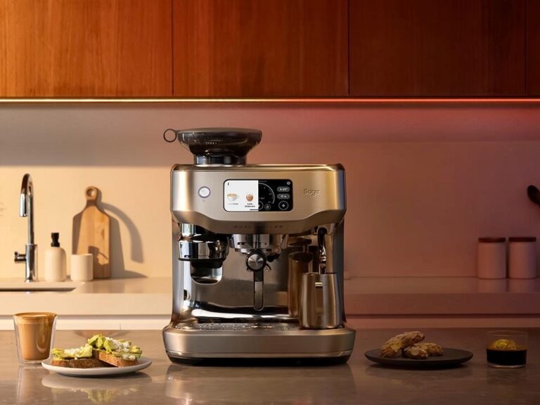 Sage Launches Oracle Dual Boiler Espresso Machine in UAE - Qahwa World